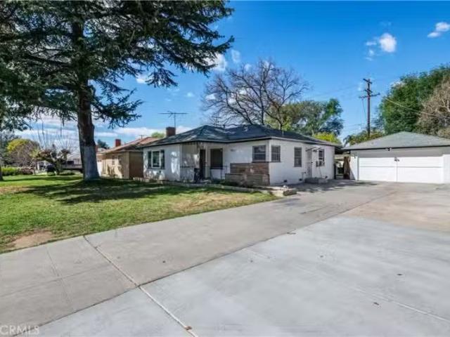 4853 El Molino Ave, Riverside, CA 92504 MLS# PW25058473