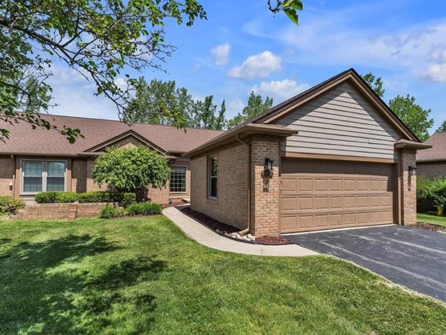4853 Lone Oak Ct Unit 11, Ann Arbor, MI 48108