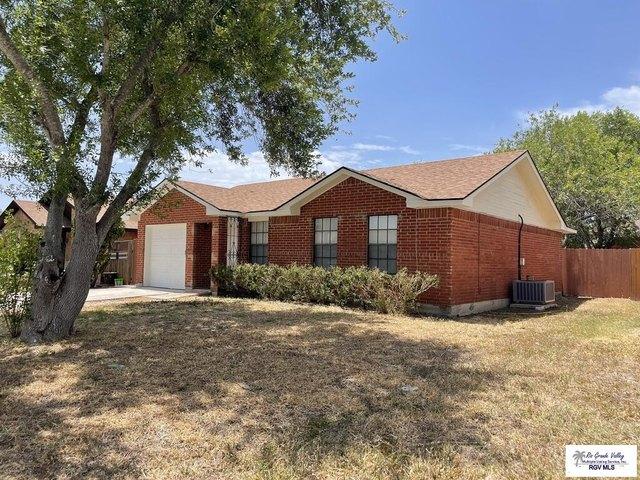 4853 Paseo Del Rey Dr, Brownsville, TX 78526