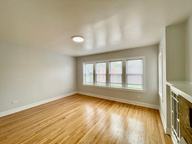 4853 W Augusta Boulevard # 2