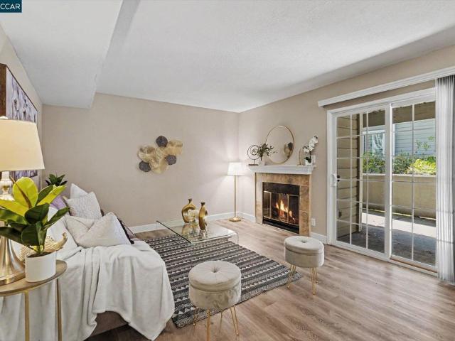 485 Canyon Oaks Dr J