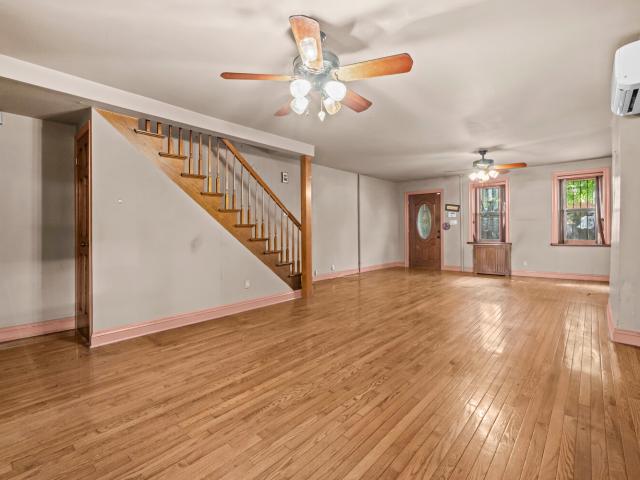 485 clinton street house