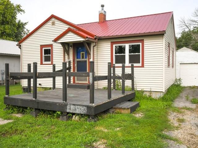 485 Adams St, Stanhope, IA 50246