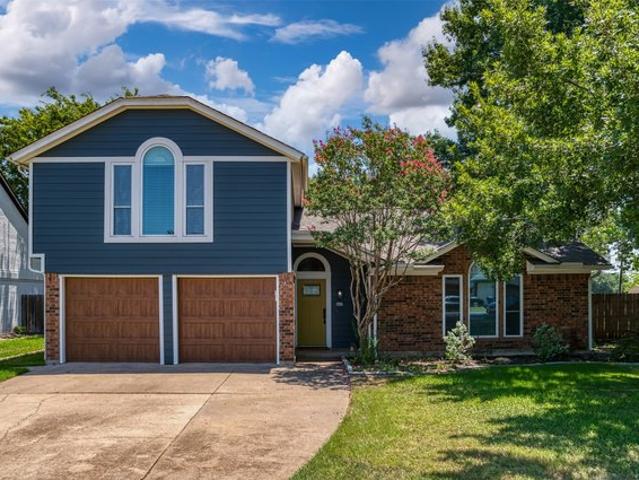 485 Ashley Ln, Roanoke, TX 76262