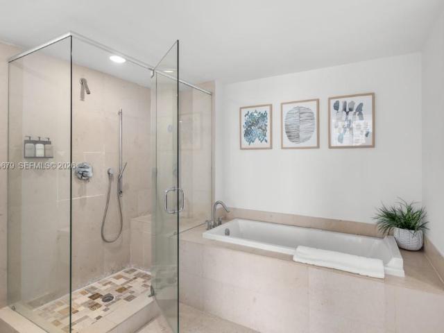 485 Brickell Ave, Unit 2210, Miami, FL 33131 | MLS #A11859