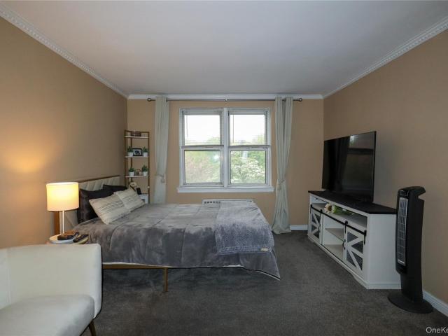 485 Bronx River Rd, Unit B35, Yonkers, NY 10704 | MLS #990867 | Compass