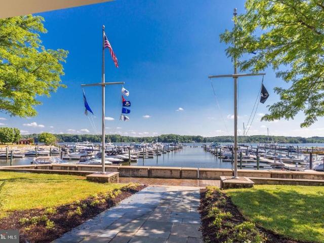 485 Harbor Side Street # 607
