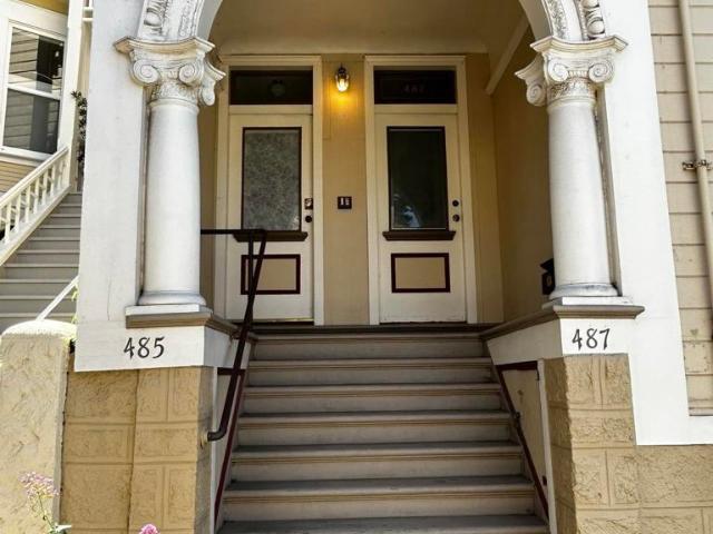 485 Hill St
