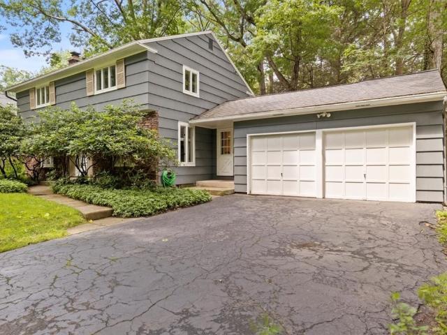 485 Oakridge Drive