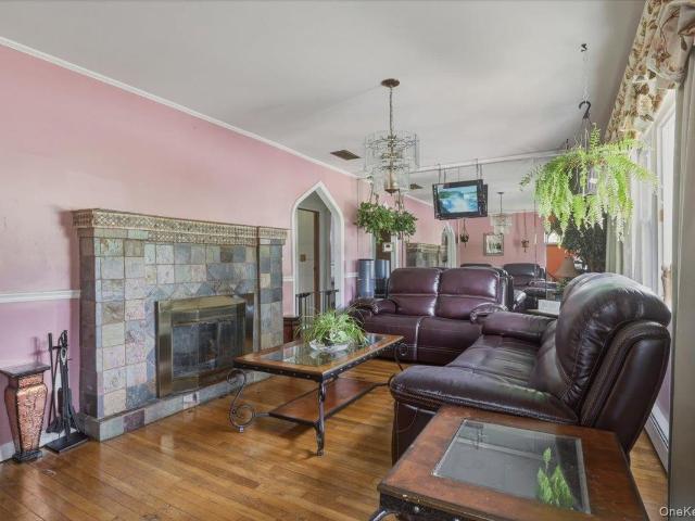 485 Lockwood Drive