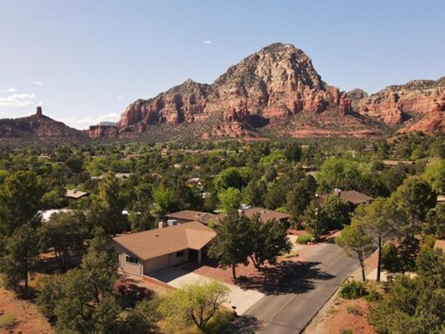 485 Mountain Shadows Dr, Sedona, AZ 86336