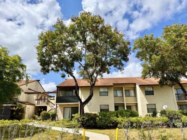 485 NW 210th St #202, Miami Gardens, FL 33169