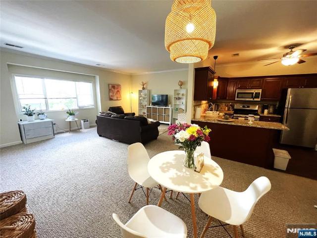 485 Saddle River Road # 18