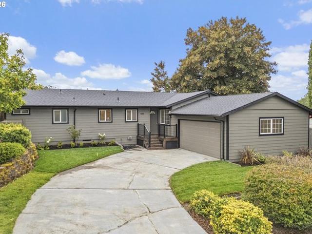 485 SE Centurion Ave, Gresham, OR 97080