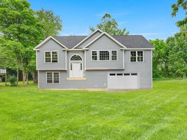 485 Sheafe Rd, Poughkeepsie, NY 12601