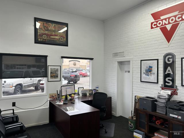 485 SW 4th Ave