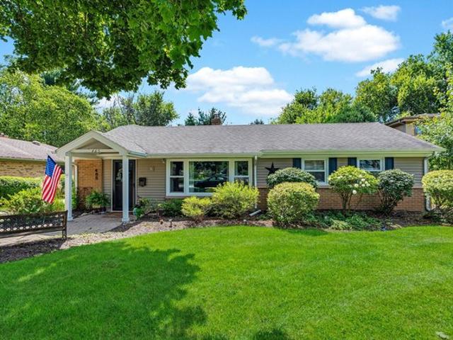 485 Porter Ave, Crystal Lake, IL 60014