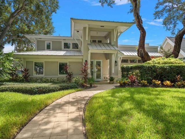 485 Park Ave, Belleair, FL 33756