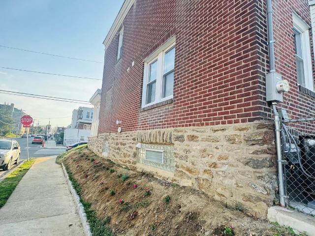 485 Robbins St, Philadelphia, PA 19111 | MLS #PAPH2602 | Compass