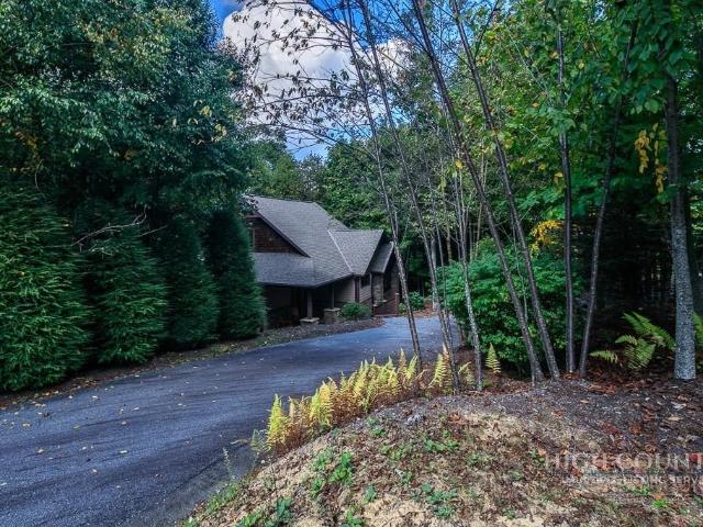 485 Woodlake Loop Road