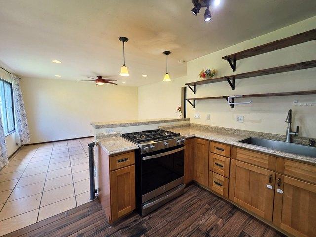 485 Waianuenue Ave Apt 117, Hilo, HI 96720