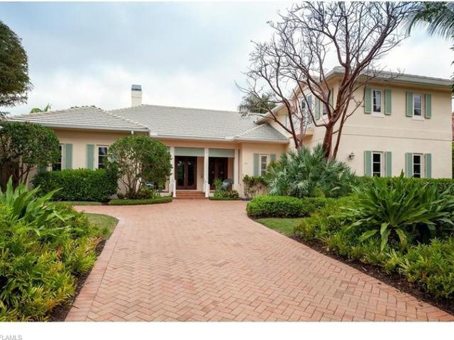 485 Wedge Dr, Naples, FL 34103
