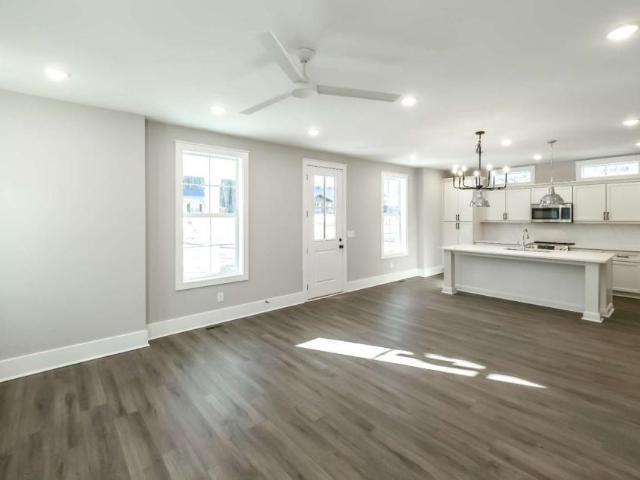 485 West Avenue