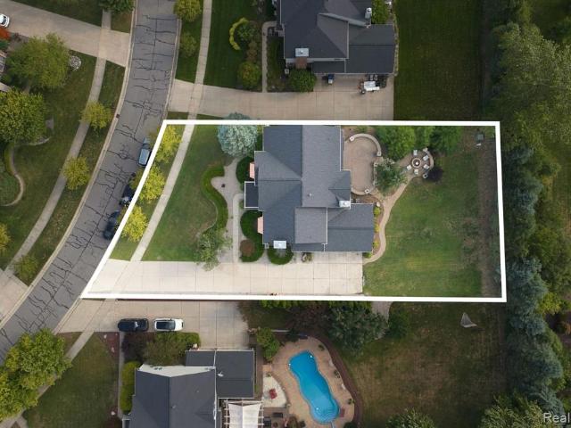 48645 Antique Road