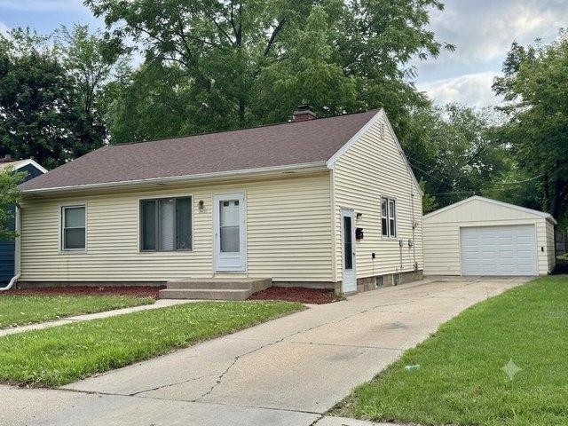 4864 N 63rd St, Milwaukee, WI 53218