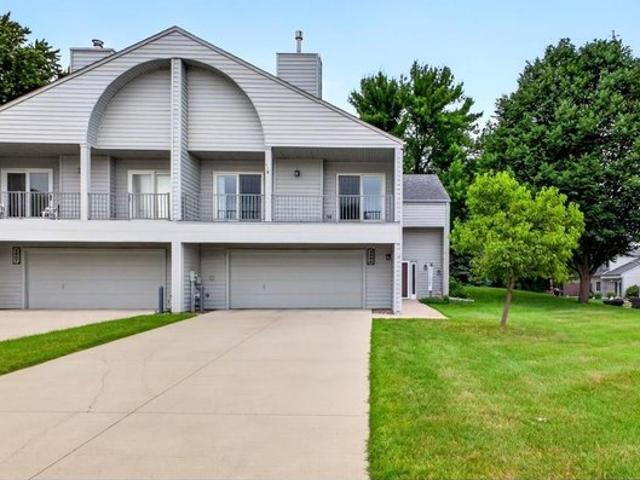 4865 Tee Ct SW, Rochester, MN 55902