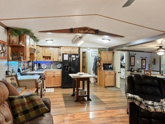 4866 Kville Rd, Screven, GA 31560