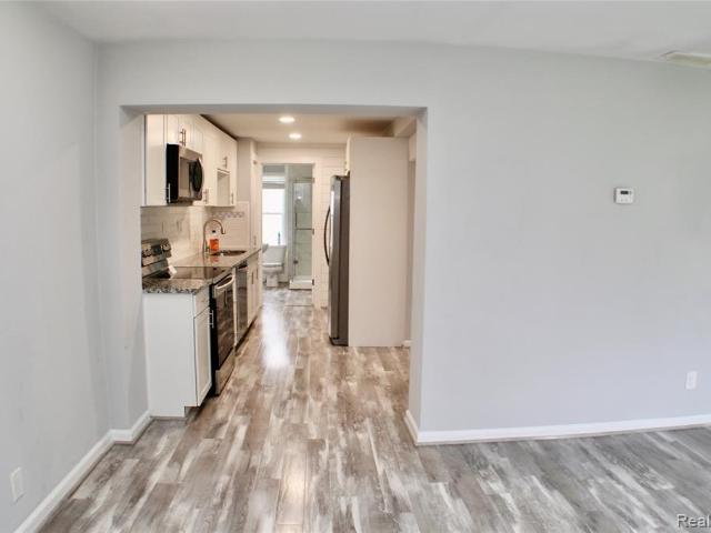 48677 sugarbush road # unit 2