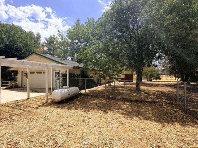 4867 Nancy Ann St, Lake Isabella, CA 93240