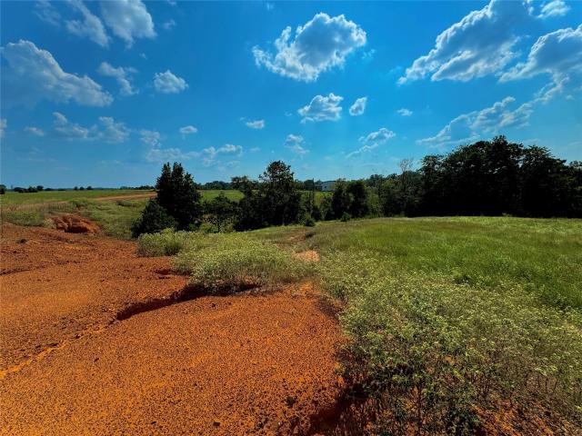 4867 Hunters Creek