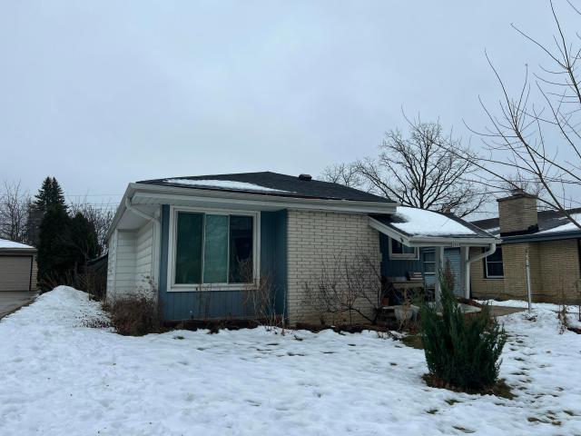 4860 N 104th St, Milwaukee, WI 53225 | MLS #1948