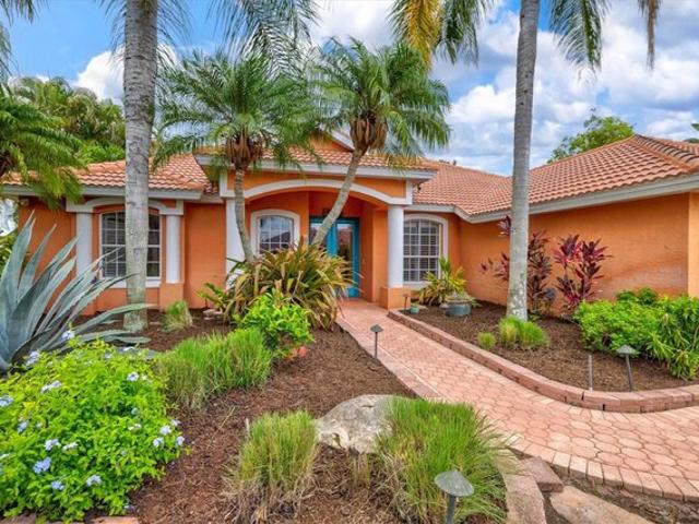 4860 Cedar Oak Way, Sarasota, FL 34233