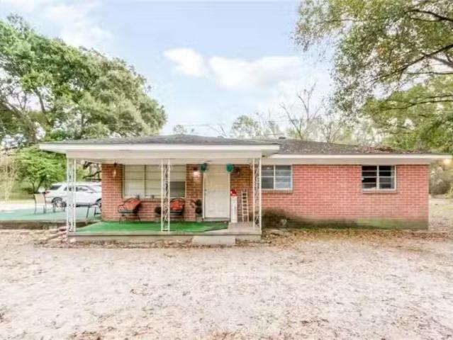 4861 DAN WILLIAMS RD, THEODORE, AL 36582 Single Family Residen.