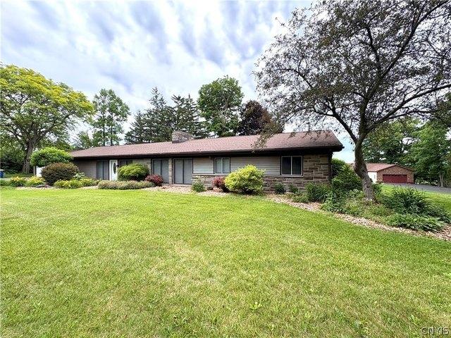 4861 Rockefeller Rd, Auburn, NY 13021