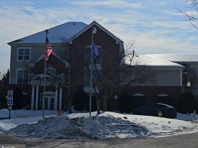 4862 Eisenhower Ave, Unit 158, Alexandria, VA 22304 | MLS #VAAX2054 | Compass