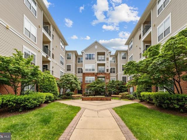 4862 Eisenhower Ave Unit 273, Alexandria, VA 22304