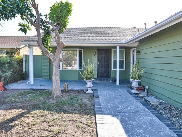 4862 Gainsport Cir, Irvine, CA 92604 | MLS #PW25235 | Compass