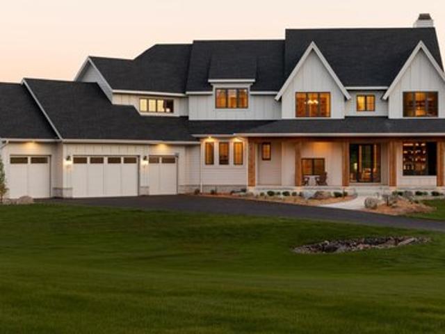 4862 th Ave NE, Ham Lake, MN 55304
