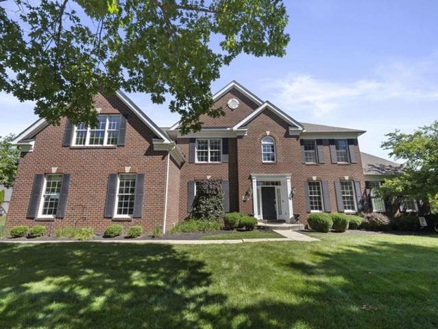 4862 Vista Ridge Dr, Dublin, OH 43017