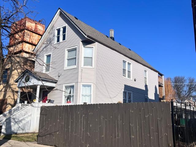 4862 W Cortland St, Chicago, IL 60639 | MLS #12601 | Compass