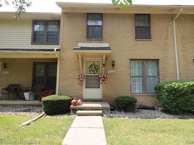 48632 Sugarbush Rd Unit 6, Chesterfield Township, MI 48047