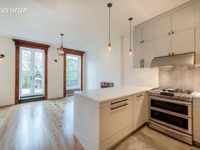 486 1st St # B, Brooklyn, NY 11215