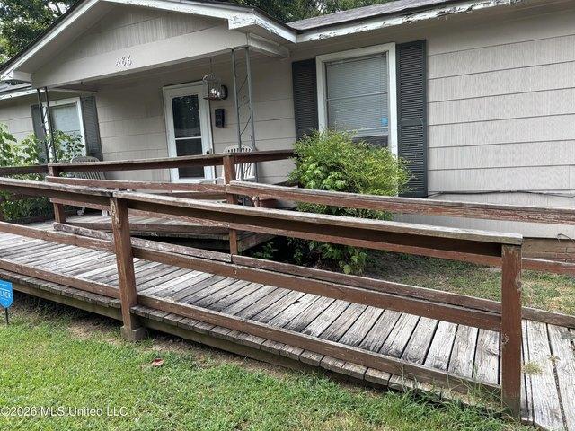 486 Collier Ave, Jackson, MS 39213