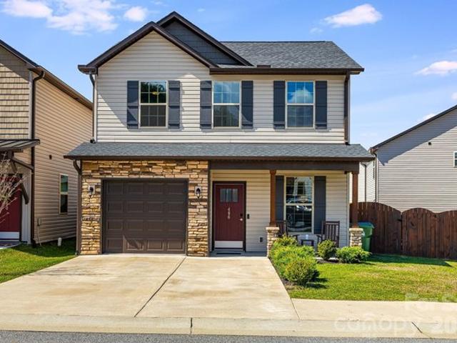 486 Cardwell Ln, Fletcher, NC 28732