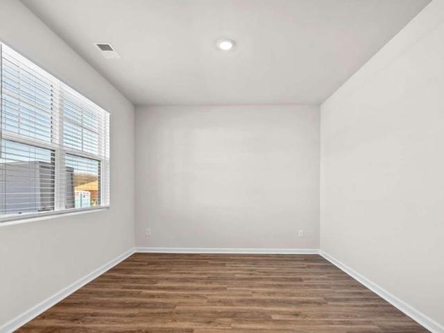 486 Abbott Road