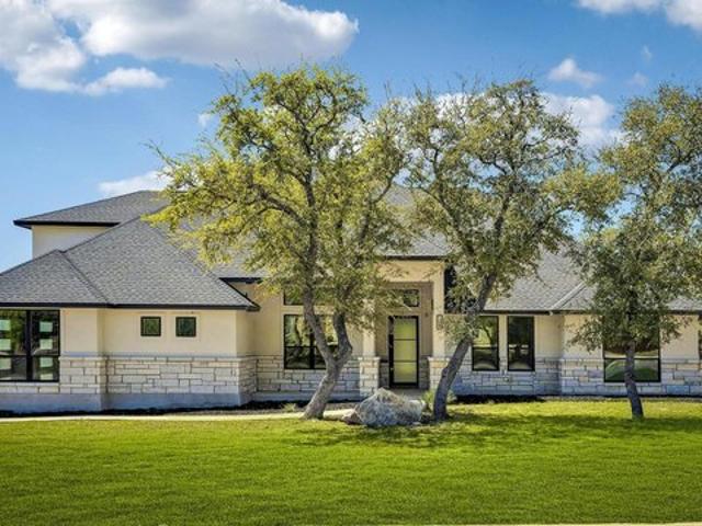 486 James Way, Castroville, TX 78009